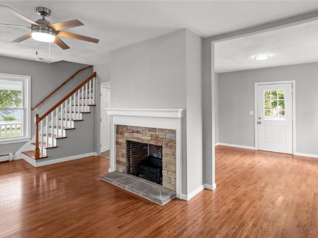 34 Chapin Ave, Warwick, RI 02889 | MLS #1402