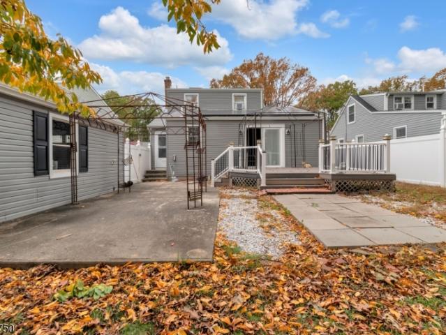 34 Chase Ave