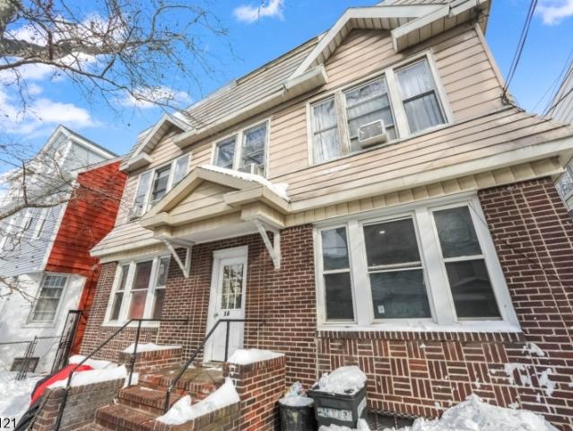 34 Cortland St, Newark, NJ 07105 | MLS #4024 | Compass