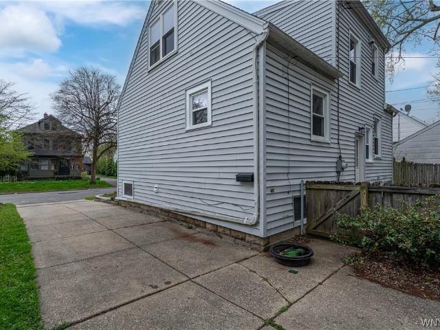 34 Cornell Avenue
