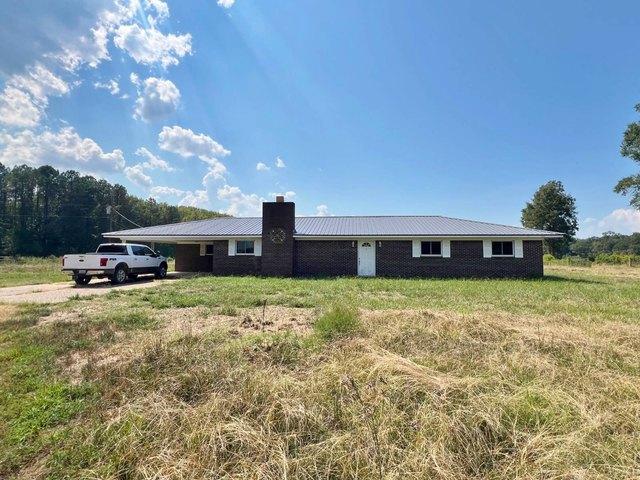 34 County Road 345, Calhoun City, MS 38916