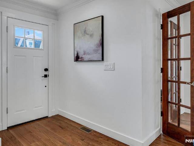 34 Cloverhill Place