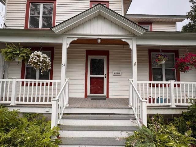 34 Clinton Street