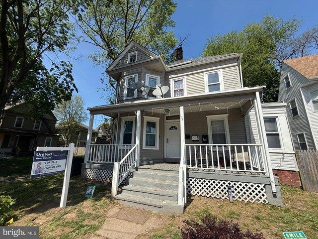 34 Cumberland Ave, Trenton, NJ 08618