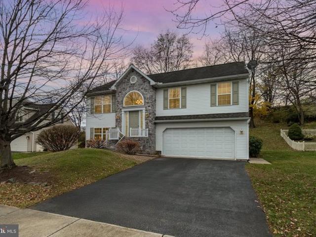 34 Devonshire Pl, Columbia, PA 17512
