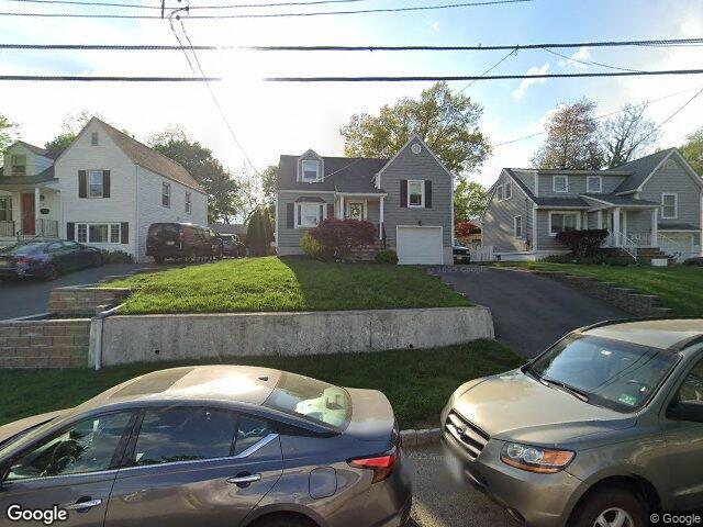 34 Devonshire Rd, Cedar Grove, NJ 07009