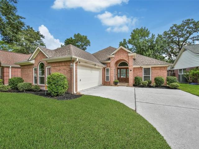 34 Dover Dr, Conroe, TX 77304