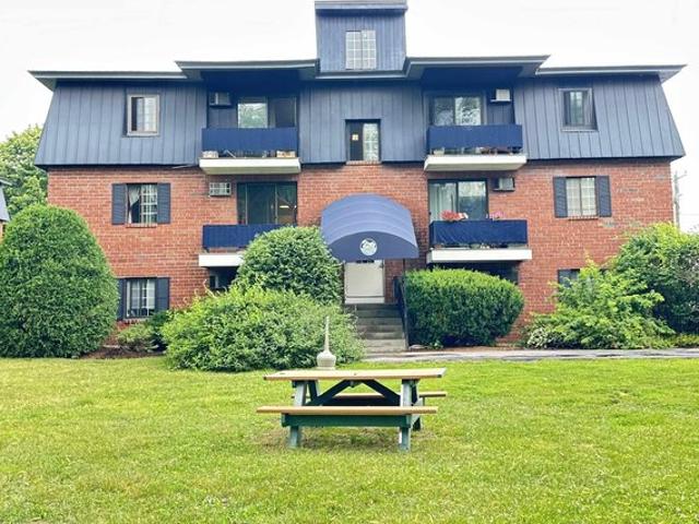 34 Dunbarton Rd Apt 2D, Manchester, NH 03102