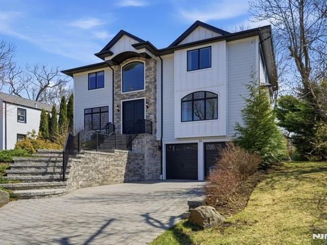34 Dubois Ave, Alpine, NJ 07620