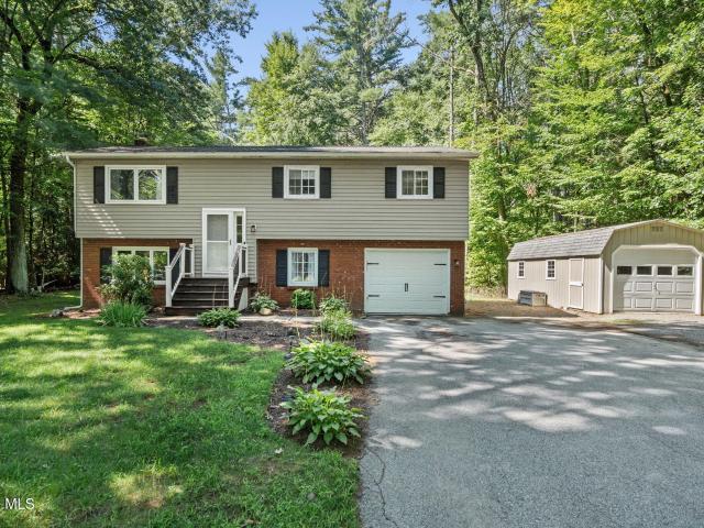 34 Evergreen Drive