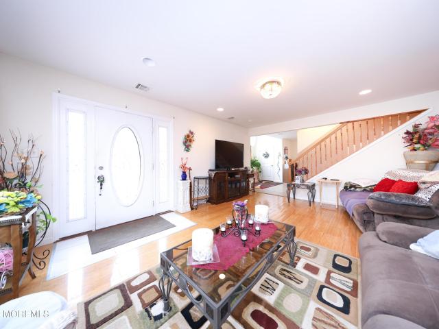 34 Evergreen Place