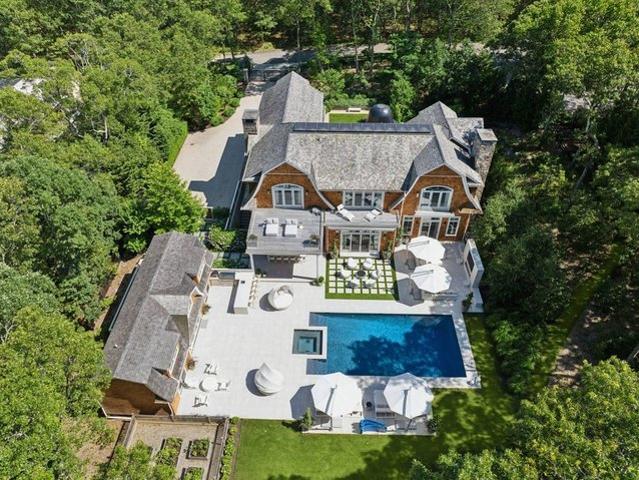 34 Fair Hills Ln, Bridgehampton, NY 11932