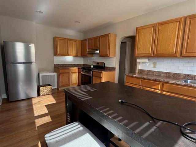 34 Farnham Avenue # 2