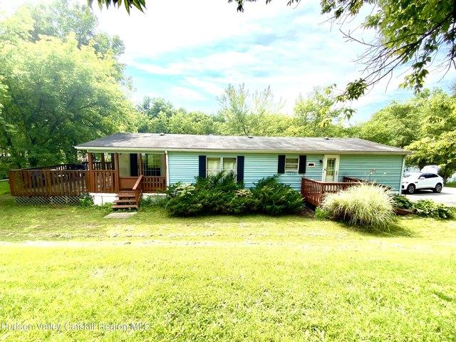 34 Forest Dr, Port Ewen, NY 12466