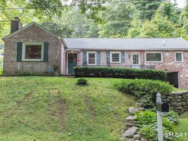 34 Four Story Ln, Torrington, CT 06790