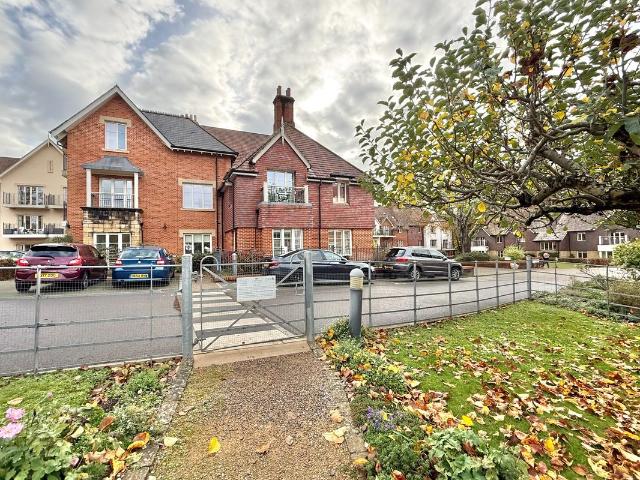 34 Garnier Drive, Bishopstoke Park Retirement Village SO50, 1 bed property to rent, £1,800 pcm | PrimeLocation