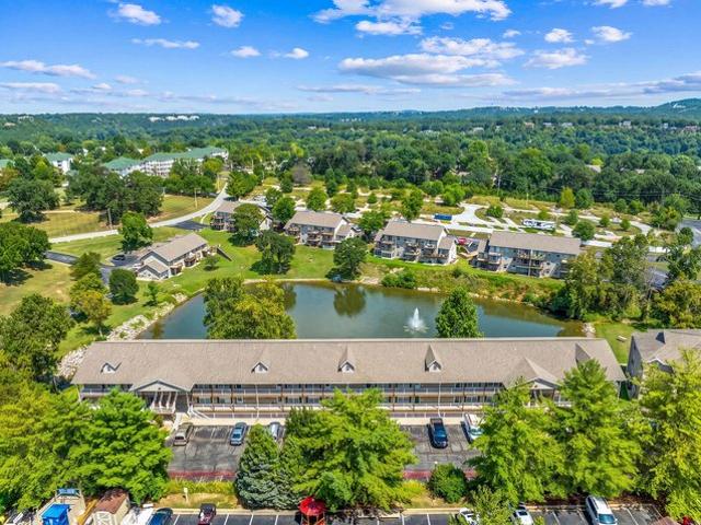 34 Golfshores Dr Apt 32, Branson, MO 65616