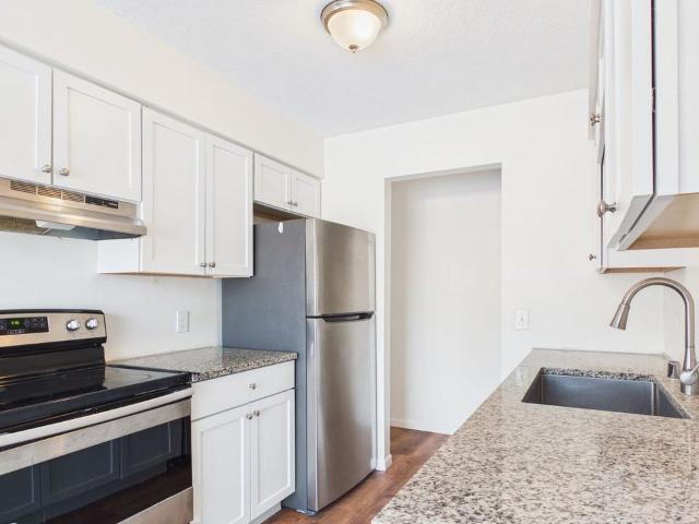 34 Grand Apartments 2 Bedroom Apartment for Rent at 10213 W 34th St, Minnetonka, MN 55305