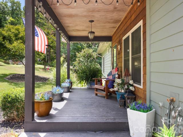 34 Grandview Court