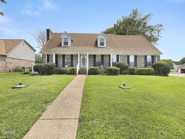 34 Greenhill Dr, Jackson, TN 38305