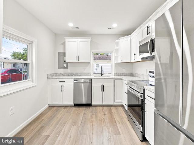34 Greenwood