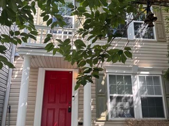 34 Grindstone Dr, Hedgesville, WV 25427