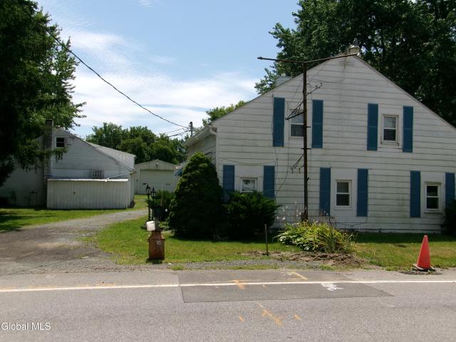 34 Halfmoon Drive