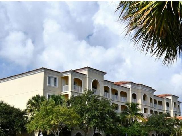 34 Harbour Isle Dr W Ph 6, Fort Pierce, FL 34949