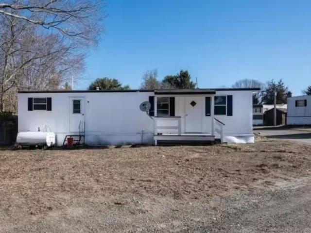 34 HARRINGTON DR, PLAINFIELD, CT 06374 Single Family Residence.