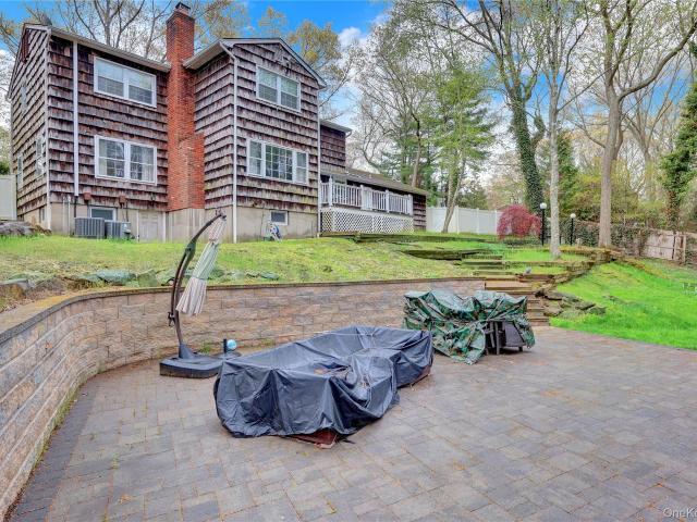 34 Hemingway Drive