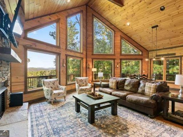 34 Highland Forest Trail