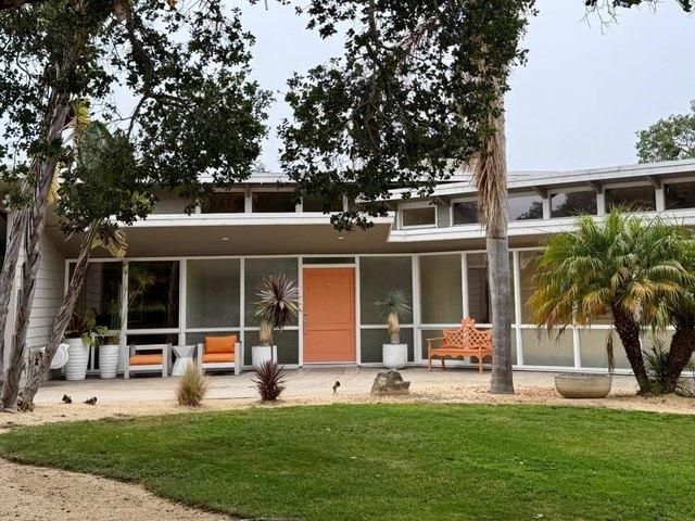 34 Hollins Dr, Santa Cruz, CA 95060