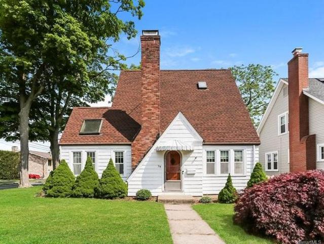 34 Hugh St, West Hartford, CT 06119