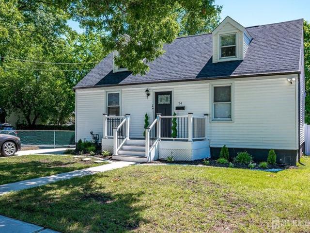 34 James Pl, Metuchen, NJ 08840