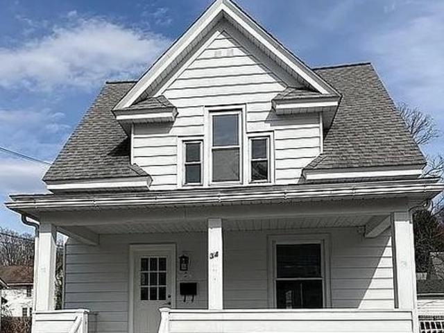 34 Kelsey Rd, Poughkeepsie, NY 12601
