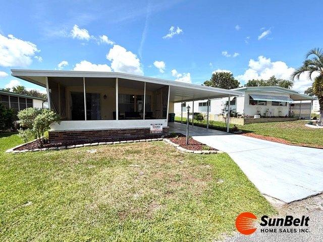 34 Kings Blvd, Leesburg, FL 34748