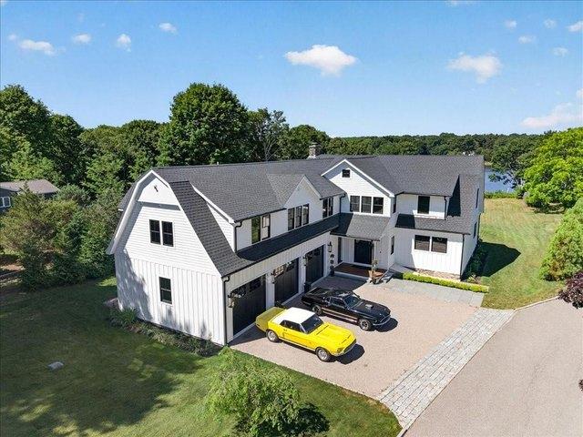 34 Lanphere Rd, Westerly, RI 02891