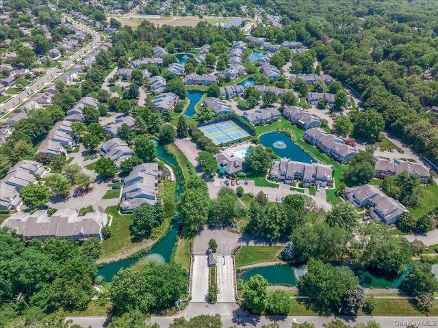 34 Lakebridge Dr S, Kings Park, NY 11754 | MLS #970789 | Compass
