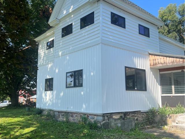 34 Lakeshore Road # 40
