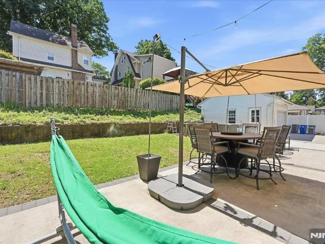 34 Livingston Avenue