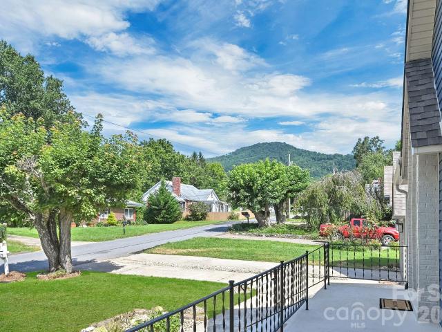 34 Long View Drive