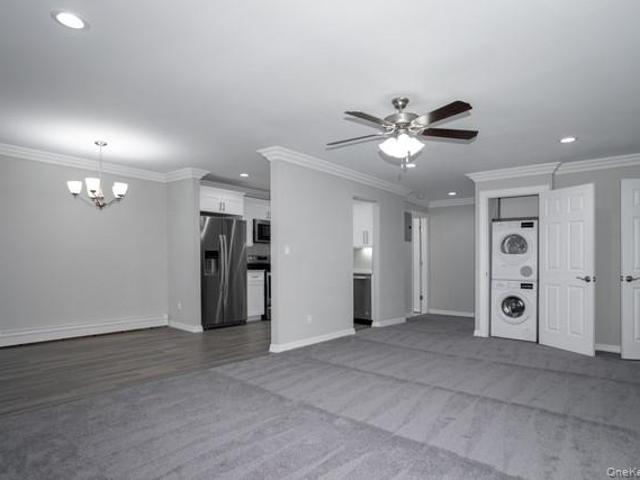 34 Longfellow Ave, Unit 3402, Levittown, NY 11756 | MLS #988380 | Compass