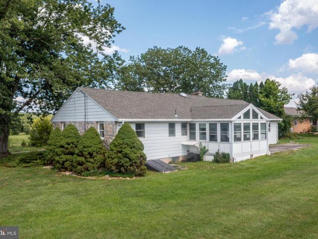 34 Locust Road