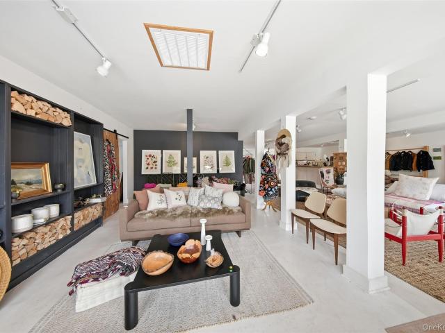 34 Main C