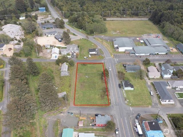 34 Main St, Pacific Beach, WA 98571 | MLS #2404