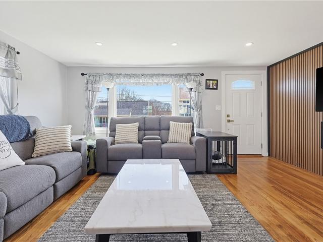 34 Massachusetts Ave, Cumberland, RI 02864 | MLS #1410 | Compass