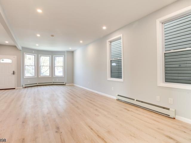 34 Millington Ave # 1