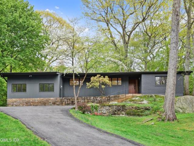 34 Montgomery Ln, Greenwich, CT 06830