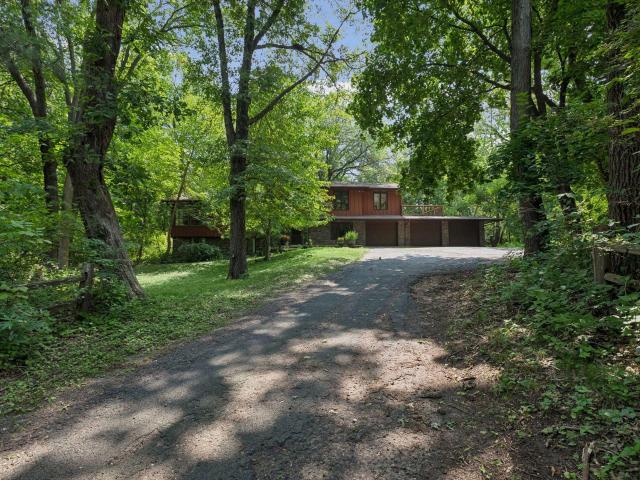 34 N Oaks Road