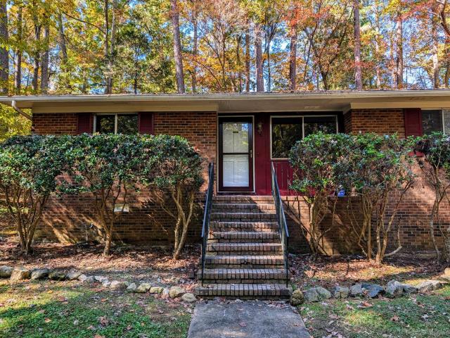 34 N Circle Drive